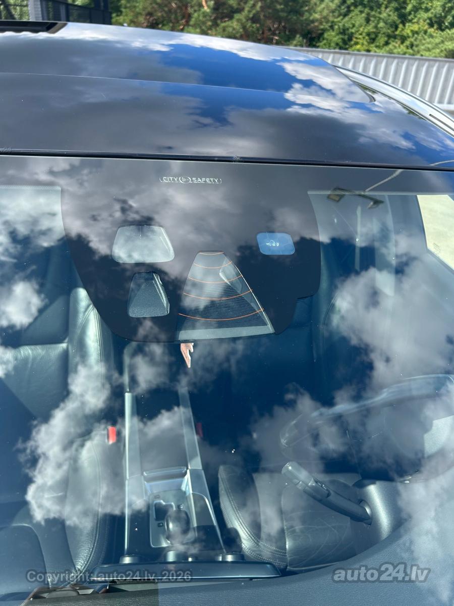 Volvo V60 2011 Tallina, ar dzinēja tilpumu 2.40 L un nobraukumu 235 tūkst. km par 8400 €, foto 9 vietnē AUTOMOTO.COM.LV