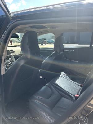 Volvo V60 2011 Tallina, ar dzinēja tilpumu 2.40 L un nobraukumu 235 tūkst. km par 8400 €, foto 11 vietnē AUTOMOTO.COM.LV