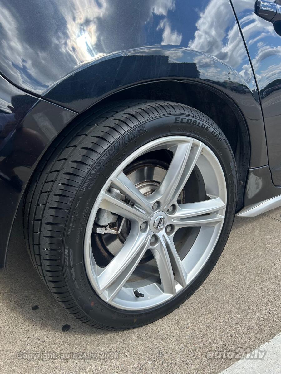 Volvo V60 2011 Tallina, ar dzinēja tilpumu 2.40 L un nobraukumu 235 tūkst. km par 8400 €, foto 20 vietnē AUTOMOTO.COM.LV