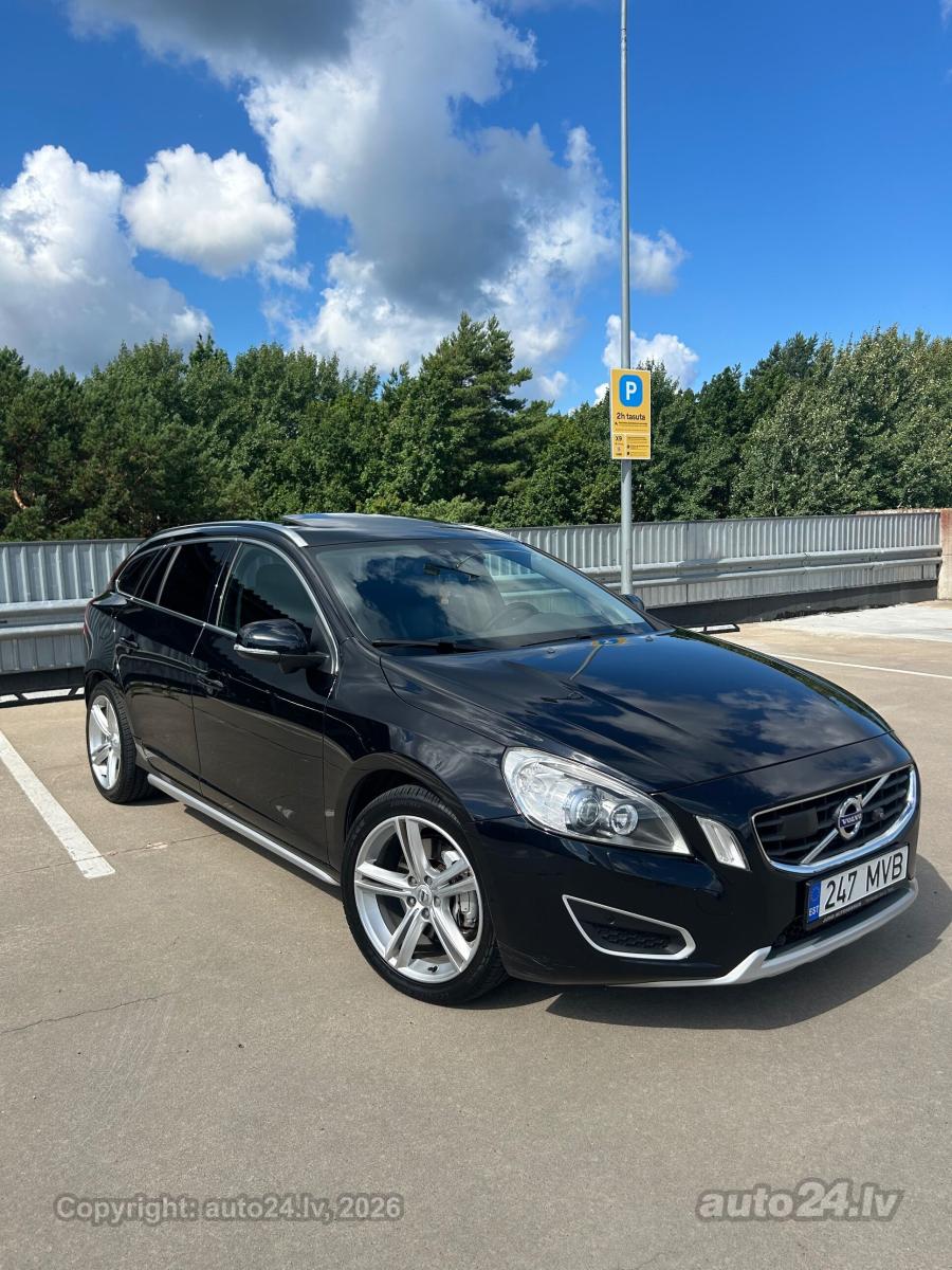 Volvo V60 2011 Tallina, ar dzinēja tilpumu 2.40 L un nobraukumu 235 tūkst. km par 8400 €, foto 1 vietnē AUTOMOTO.COM.LV