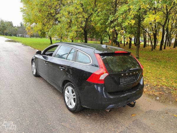 Volvo V60 2011 Kauņa, ar dzinēja tilpumu 1.60 L un nobraukumu 247 tūkst. km par 3950 €, foto 5 vietnē AUTOMOTO.COM.LV