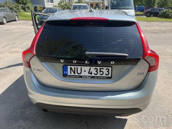 Volvo V60 2012 Rīga, ar dzinēja tilpumu 2.00 L un nobraukumu 336 tūkst. km par 7100 €, foto 6 vietnē AUTOMOTO.COM.LV