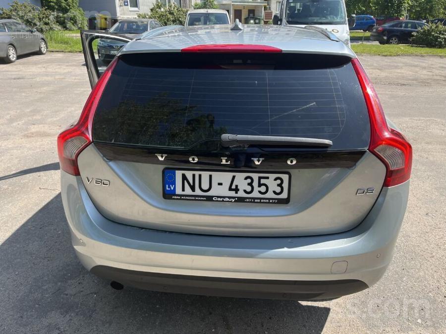 Volvo V60 2012 in Riga, with an engine capacity of 2.00 L and mileage of 336 thousand km for 5900 €, photo 6 on AUTOMOTO.COM.LV