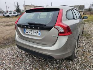 Volvo V60 2012 Tauragė, ar dzinēja tilpumu 1.56 L un nobraukumu 250 tūkst. km par 4500 €, foto 4 vietnē AUTOMOTO.COM.LV