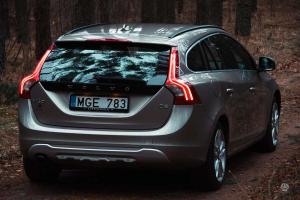 Volvo V60 2012 in Taurage, with an engine capacity of 1.56 L and mileage of 420 thousand km for 6000 €, photo 3 on AUTOMOTO.COM.LV