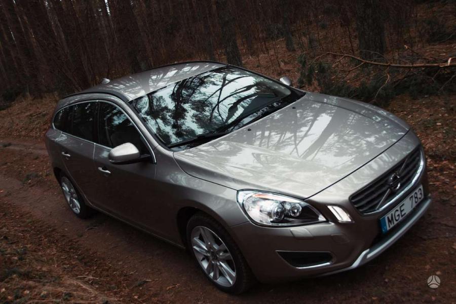 Volvo V60 2012 in Taurage, with an engine capacity of 1.56 L and mileage of 420 thousand km for 6000 €, photo 5 on AUTOMOTO.COM.LV