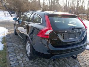 Volvo V60 2012 Kauņa, ar dzinēja tilpumu 2.00 L un nobraukumu 320 tūkst. km par 4900 €, foto 3 vietnē AUTOMOTO.COM.LV