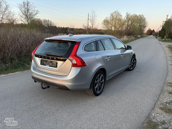 Volvo V60 2012 Kauņa, ar dzinēja tilpumu 1.60 L un nobraukumu 289 tūkst. km par 5250 €, foto 3 vietnē AUTOMOTO.COM.LV
