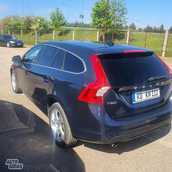 Volvo V60 2012 in Klaipeda, with an engine capacity of 1.60 L and mileage of 211 thousand km for 5350 €, photo 6 on AUTOMOTO.COM.LV