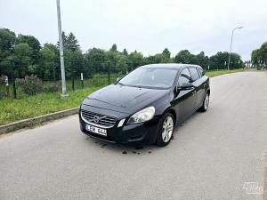 Volvo V60 2012 Kauņa, ar dzinēja tilpumu 2.40 L un nobraukumu 376 tūkst. km par 4300 €, foto 3 vietnē AUTOMOTO.COM.LV
