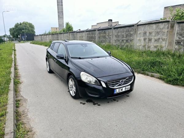 Вольво B60 2012 в Каунас, объемом двигателя 2.40 л и пробегом 376 тыс. км за 4300 €, фото 4 на AUTOMOTO.COM.LV