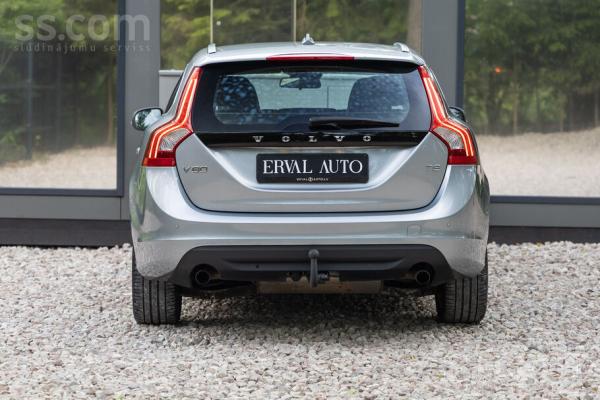 Volvo V60 2012 in Jelgava, with an engine capacity of 1.60 L and mileage of 330 thousand km for 5500 €, photo 5 on AUTOMOTO.COM.LV