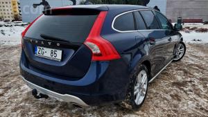 Volvo V60 2012 Rīga, ar dzinēja tilpumu 2.40 L un nobraukumu 240 tūkst. km par 7950 €, foto 6 vietnē AUTOMOTO.COM.LV