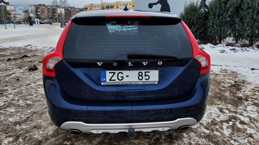 Volvo V60 2012 Rīga, ar dzinēja tilpumu 2.40 L un nobraukumu 240 tūkst. km par 7950 €, foto 15 vietnē AUTOMOTO.COM.LV