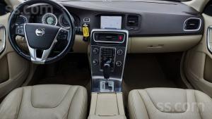 Volvo V60 2012 Rīga, ar dzinēja tilpumu 2.40 L un nobraukumu 240 tūkst. km par 7950 €, foto 16 vietnē AUTOMOTO.COM.LV