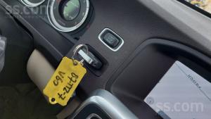 Volvo V60 2012 Rīga, ar dzinēja tilpumu 2.40 L un nobraukumu 240 tūkst. km par 7950 €, foto 28 vietnē AUTOMOTO.COM.LV