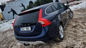 Volvo V60 2012 Rīga, ar dzinēja tilpumu 2.40 L un nobraukumu 240 tūkst. km par 7950 €, foto 31 vietnē AUTOMOTO.COM.LV