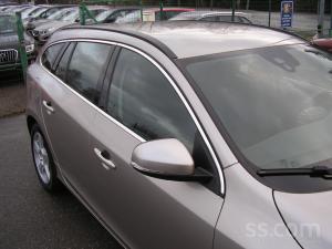 Volvo V60 2012 in Riga, with an engine capacity of 2.00 L and mileage of 0 thousand km for 6750 €, photo 12 on AUTOMOTO.COM.LV