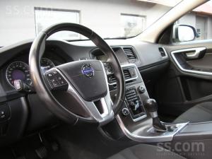 Volvo V60 2012 in Riga, with an engine capacity of 2.00 L and mileage of 0 thousand km for 6750 €, photo 18 on AUTOMOTO.COM.LV