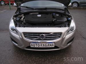Volvo V60 2012 in Riga, with an engine capacity of 2.00 L and mileage of 0 thousand km for 6750 €, photo 29 on AUTOMOTO.COM.LV