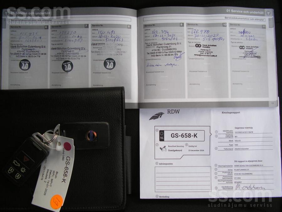Volvo V60 2012 in Riga, with an engine capacity of 2.00 L and mileage of 0 thousand km for 6750 €, photo 33 on AUTOMOTO.COM.LV