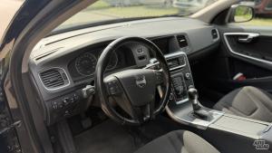Volvo V60 2012 in Vilnius, with an engine capacity of 1.60 L and mileage of 344 thousand km for 3950 €, photo 13 on AUTOMOTO.COM.LV