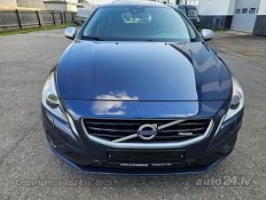 Volvo V60 2012 in Tartu, with an engine capacity of 2.40 L and mileage of 209 thousand km for 6990 €, photo 3 on AUTOMOTO.COM.LV
