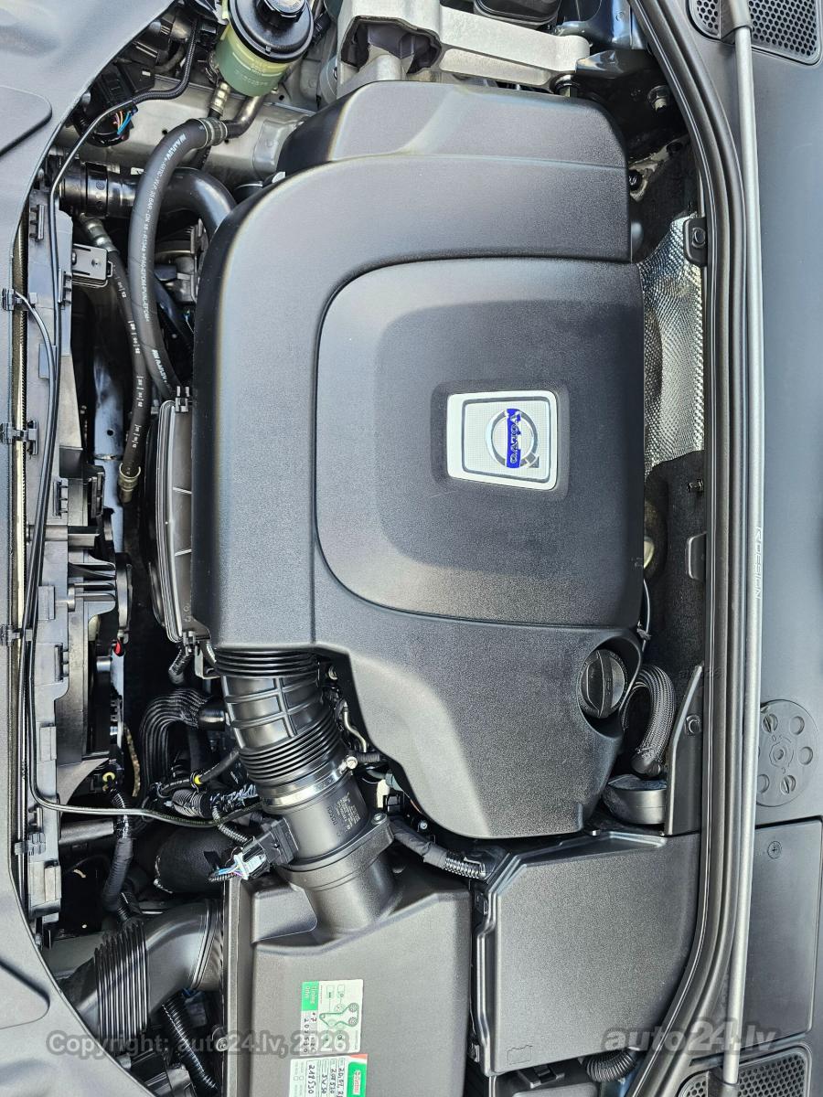 Volvo V60 2012 in Tartu, with an engine capacity of 2.40 L and mileage of 209 thousand km for 6990 €, photo 16 on AUTOMOTO.COM.LV