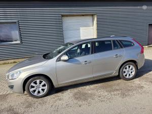 Volvo V60 2012 Tauragė, ar dzinēja tilpumu 1.56 L un nobraukumu 270 tūkst. km par 4499 €, foto 5 vietnē AUTOMOTO.COM.LV