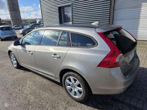 Volvo V60 2012 Tauragė, ar dzinēja tilpumu 1.56 L un nobraukumu 270 tūkst. km par 4499 €, foto 6 vietnē AUTOMOTO.COM.LV
