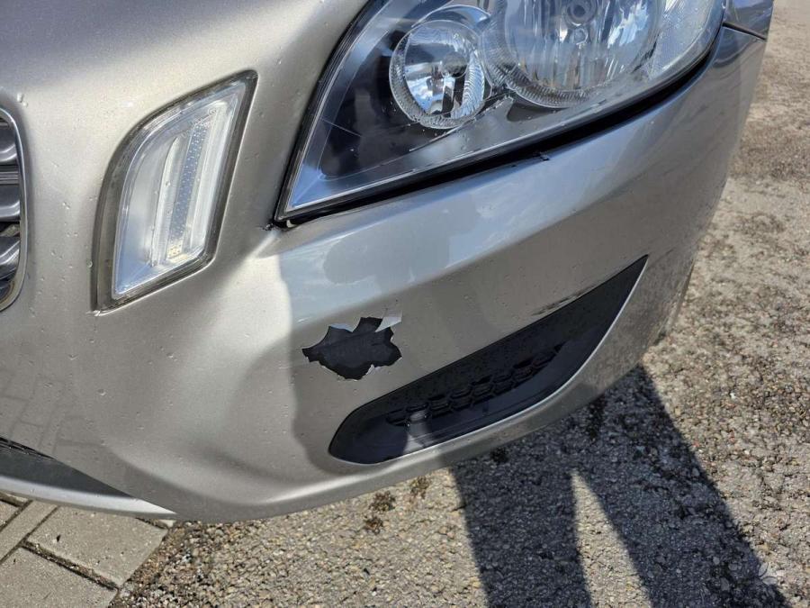 Volvo V60 2012 Tauragė, ar dzinēja tilpumu 1.56 L un nobraukumu 270 tūkst. km par 4499 €, foto 9 vietnē AUTOMOTO.COM.LV