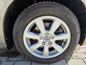 Volvo V60 2012 Tauragė, ar dzinēja tilpumu 1.56 L un nobraukumu 270 tūkst. km par 4499 €, foto 13 vietnē AUTOMOTO.COM.LV