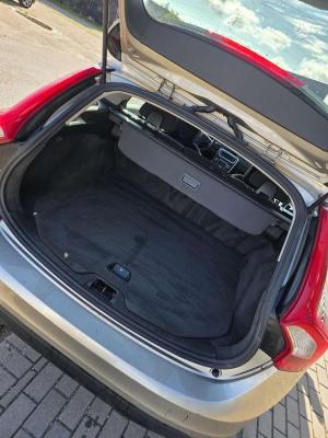 Volvo V60 2012 Tauragė, ar dzinēja tilpumu 1.56 L un nobraukumu 270 tūkst. km par 4499 €, foto 20 vietnē AUTOMOTO.COM.LV