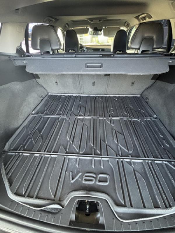 Volvo V60 2012 Valga, ar dzinēja tilpumu 2.00 L un nobraukumu 346 tūkst. km par 5900 €, foto 10 vietnē AUTOMOTO.COM.LV