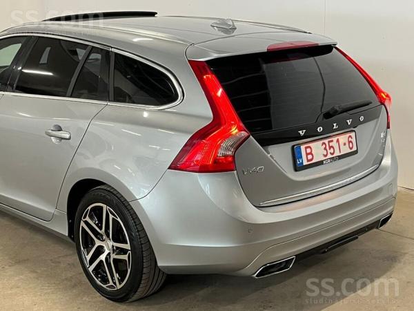 Volvo V60 2013 in Jurmala, with an engine capacity of 2.40 L and mileage of 0 thousand km for 6450 €, photo 8 on AUTOMOTO.COM.LV