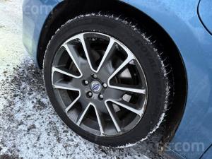 Volvo V60 2013 in Riga, with an engine capacity of 2.40 L and mileage of 334 thousand km for 7190 €, photo 7 on AUTOMOTO.COM.LV