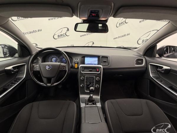 Volvo V60 2013 Viļņa, ar dzinēja tilpumu 1.56 L un nobraukumu 273 tūkst. km par 5000 €, foto 4 vietnē AUTOMOTO.COM.LV