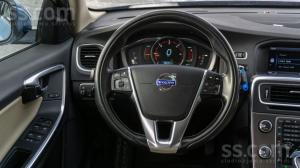 Volvo V60 2013 in Riga, with an engine capacity of 2.40 L and mileage of 334 thousand km for 7190 €, photo 14 on AUTOMOTO.COM.LV