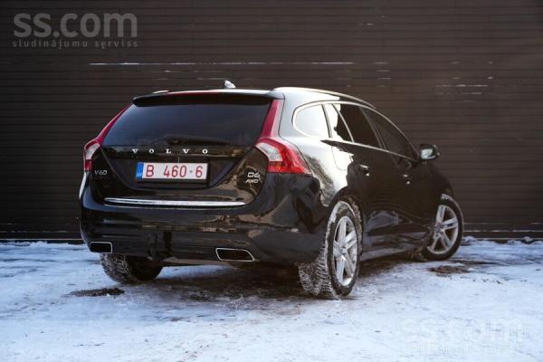 Volvo V60 2013 in Riga, with an engine capacity of 2.40 L and mileage of 263 thousand km for 7490 €, photo 3 on AUTOMOTO.COM.LV