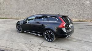 Volvo V60 2013 Klaipėda, ar dzinēja tilpumu 2.40 L un nobraukumu 368 tūkst. km par 7600 €, foto 3 vietnē AUTOMOTO.COM.LV