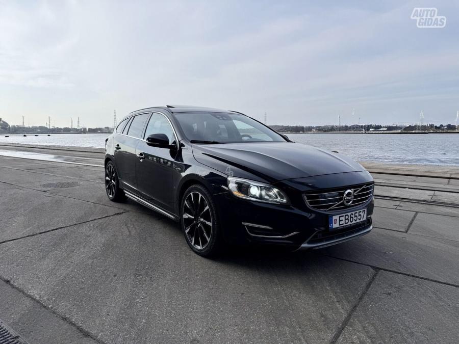 Volvo V60 2013 Klaipėda, ar dzinēja tilpumu 2.40 L un nobraukumu 368 tūkst. km par 7600 €, foto 7 vietnē AUTOMOTO.COM.LV