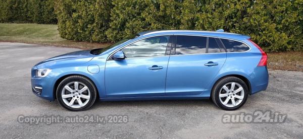 Volvo V60 2013 in Tartu, with an engine capacity of 2.40 L and mileage of 152 thousand km for 10700 €, photo 4 on AUTOMOTO.COM.LV