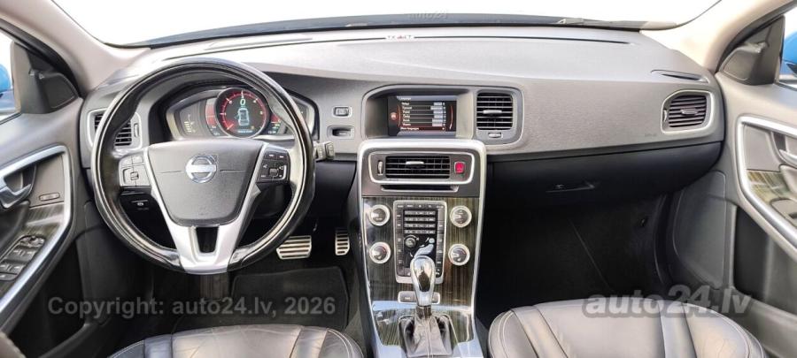 Volvo V60 2013 Tartu, ar dzinēja tilpumu 2.40 L un nobraukumu 152 tūkst. km par 10700 €, foto 18 vietnē AUTOMOTO.COM.LV