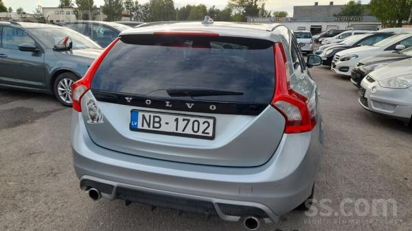 Volvo V60 2013 in Riga, with an engine capacity of 2.00 L and mileage of 0 thousand km for 3600 €, photo 8 on AUTOMOTO.COM.LV