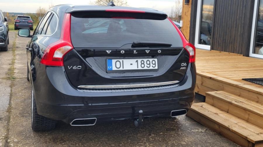 Volvo V60 2013 Rīga, ar dzinēja tilpumu 2.40 L un nobraukumu 251 tūkst. km par 8700 €, foto 4 vietnē AUTOMOTO.COM.LV