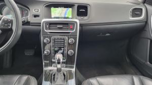 Volvo V60 2013 Rīga, ar dzinēja tilpumu 2.40 L un nobraukumu 251 tūkst. km par 8700 €, foto 13 vietnē AUTOMOTO.COM.LV