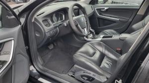 Volvo V60 2013 Rīga, ar dzinēja tilpumu 2.40 L un nobraukumu 251 tūkst. km par 8700 €, foto 21 vietnē AUTOMOTO.COM.LV