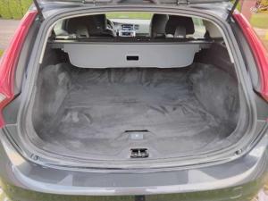 Volvo V60 2013 Šauļi, ar dzinēja tilpumu 1.98 L un nobraukumu 130 tūkst. km par 5500 €, foto 15 vietnē AUTOMOTO.COM.LV