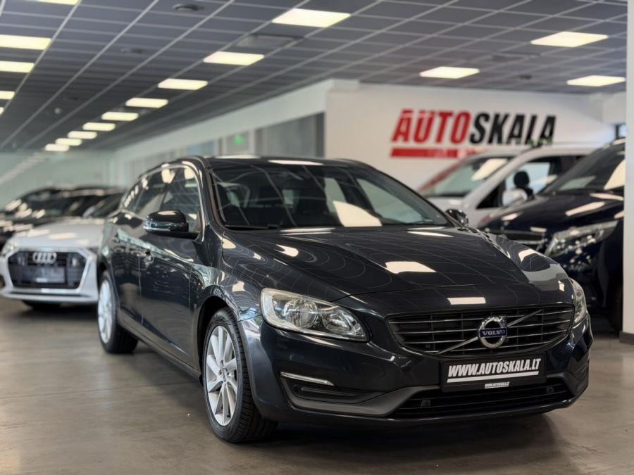 Volvo V60 2013 Klaipėda, ar dzinēja tilpumu 1.56 L un nobraukumu 201 tūkst. km par 7750 €, foto 4 vietnē AUTOMOTO.COM.LV