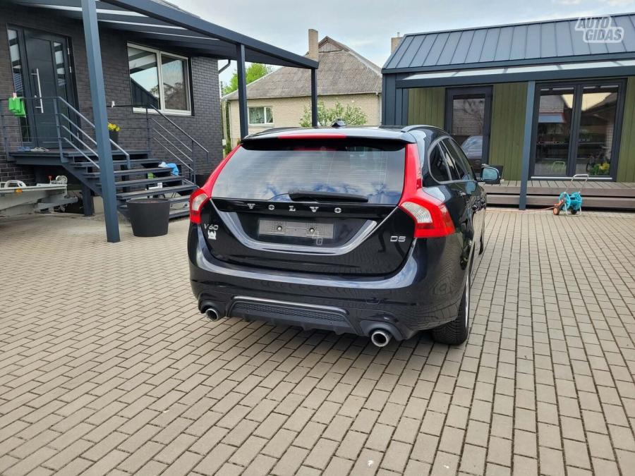 Volvo V60 2013 in Vilkaviskis, with an engine capacity of 2.00 L and mileage of 220 thousand km for 7500 €, photo 22 on AUTOMOTO.COM.LV